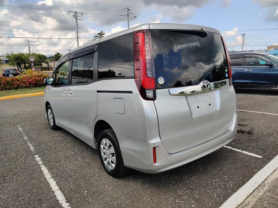 Toyota Noah For Hire - EliteMotion Nairobi