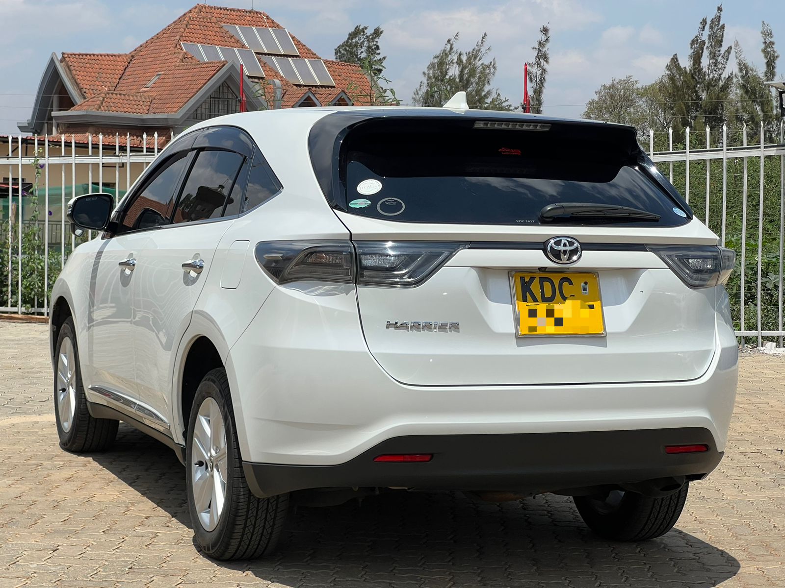 Toyota Harrier For Hire - EliteMotion Nairobi